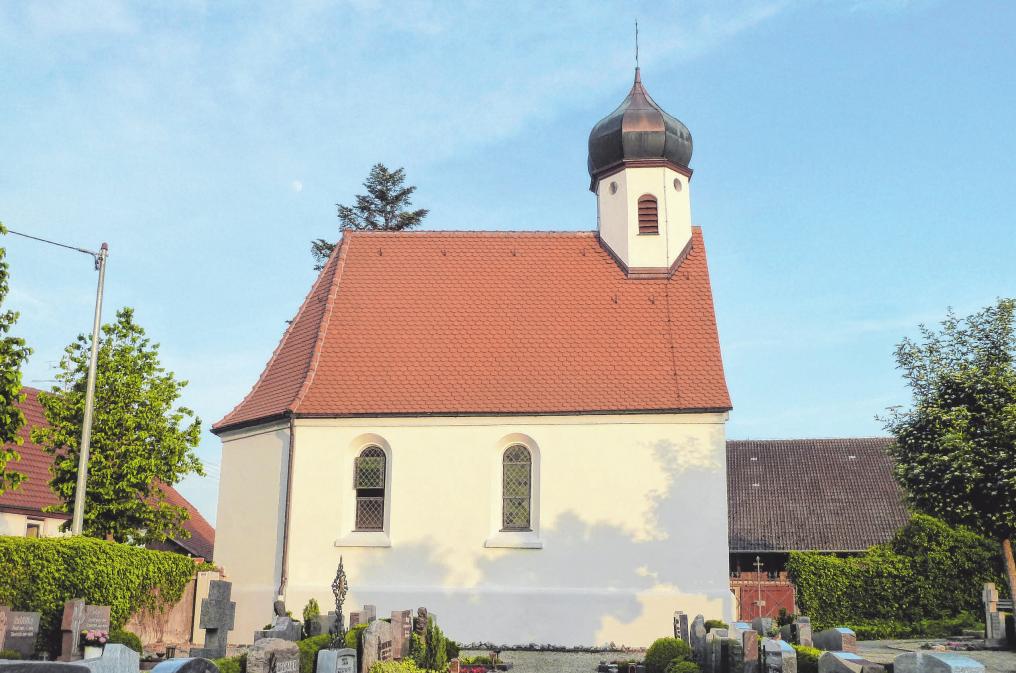 Wiedereröffnung Friedhofskapelle Uttenweiler - Schwäbischer Verlag