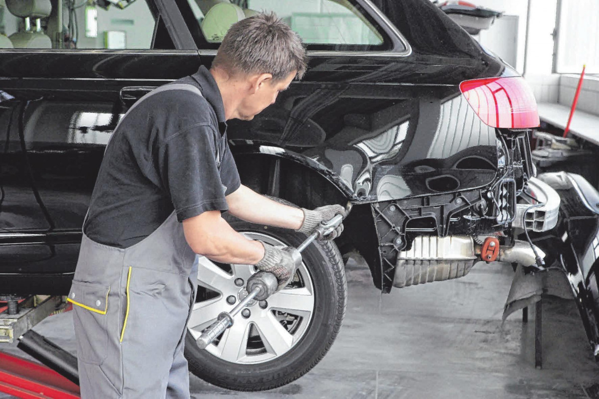 Schwäbische AUTO - Technik Tipp - Schwäbischer Verlag