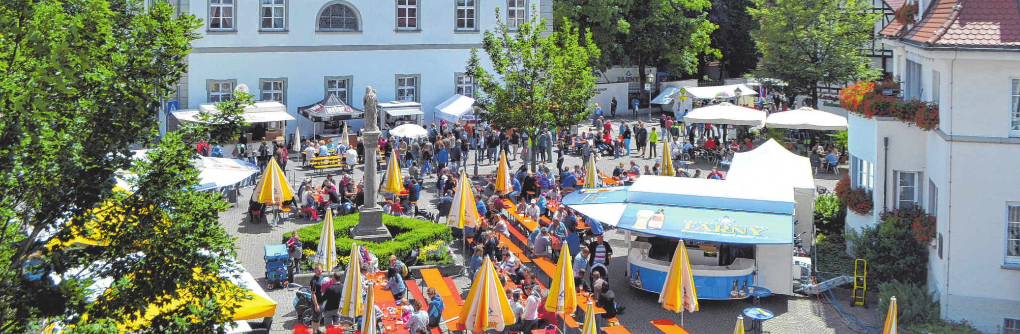 Kißlegger Schloßfest/Straßenfest: Flohmärkte, Kulinarik und buntes ...