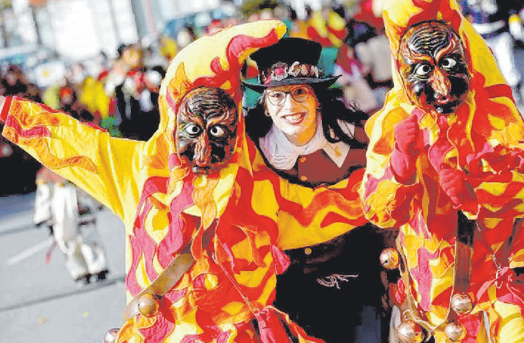 Mit dabei am 10. bis 12. Februar: Narrenzunft ,,Lätschvere" Altshausen, Ostracher Bauzemeck ...