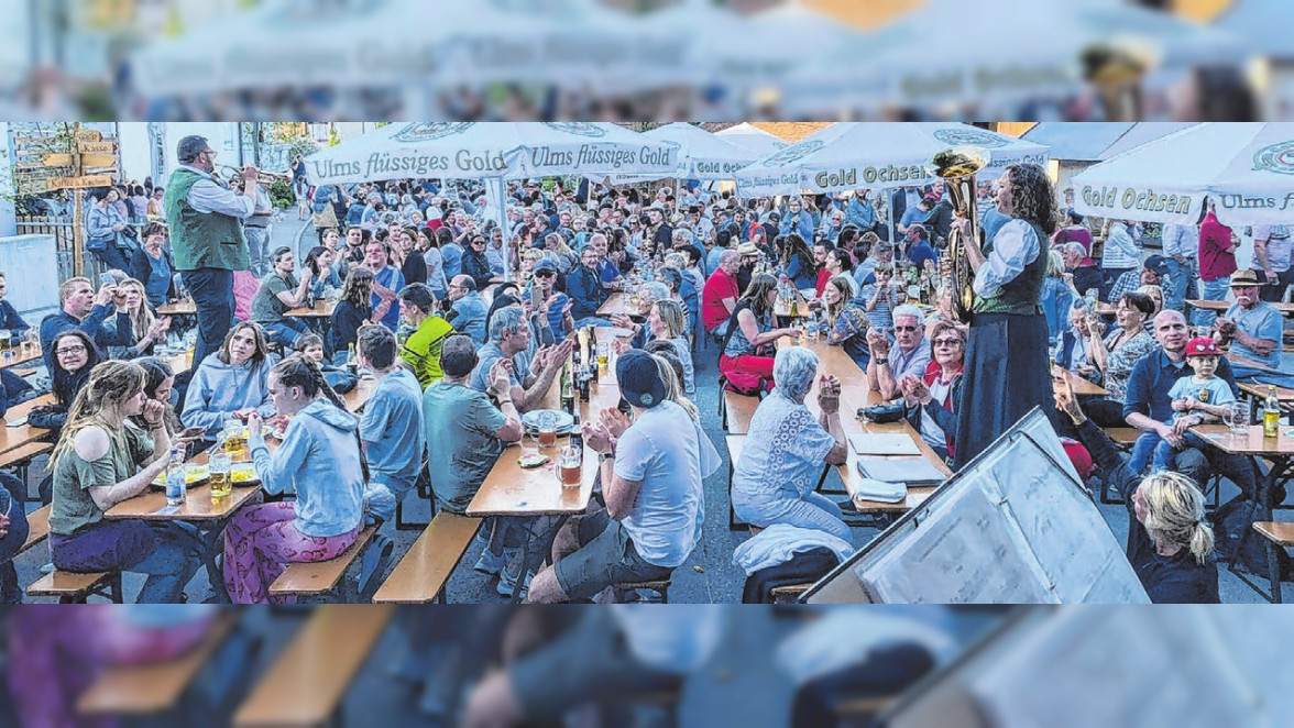 Beim Grimmelfinger Spargelfest, am 20. und 21. Mai, verwöhnt der Musik ...