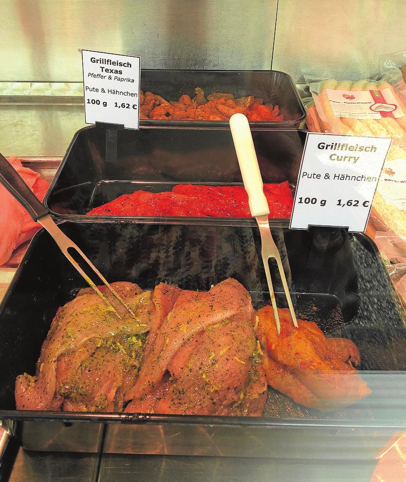 Hamelner Wochenmarkt: Mario Kuhfuß Ewers-Bratwurst - DeWeZet