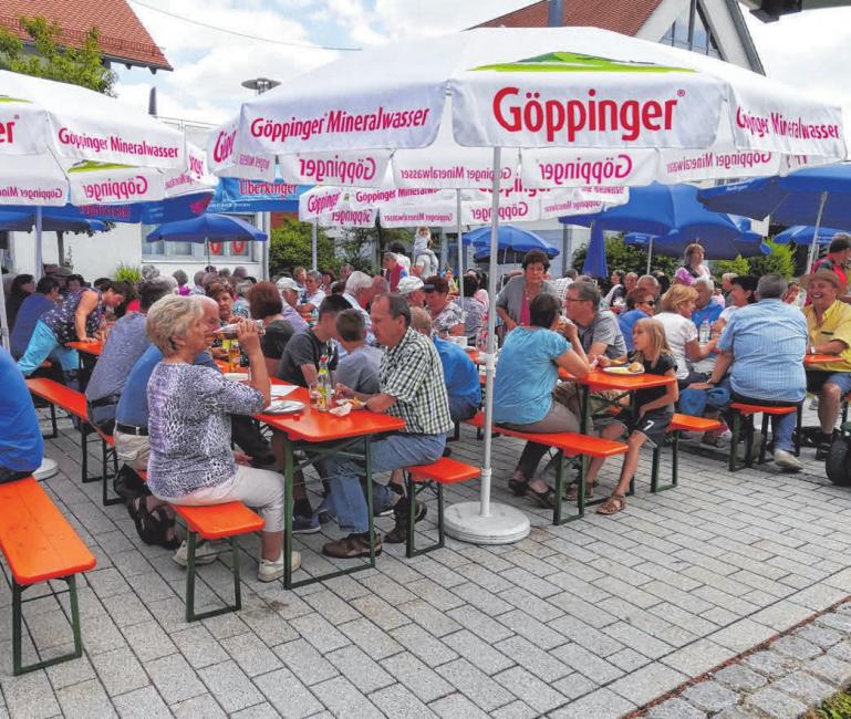 Traditionelles Dorffest in Nellingen - Schwäbischer Verlag