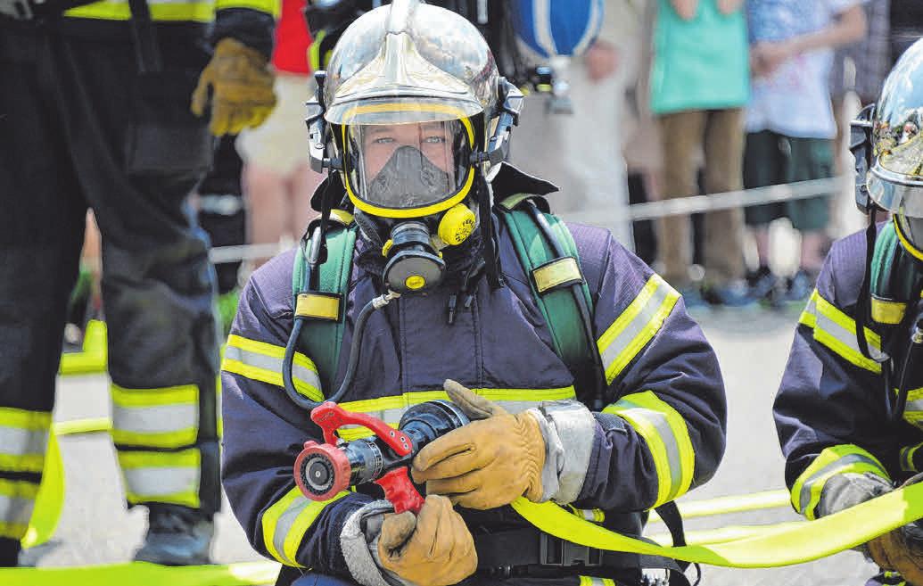 Rheine In Flammen Ein Blick Hinter Die Kulissen Der Feuerwehr Einsatze Rheinefeed