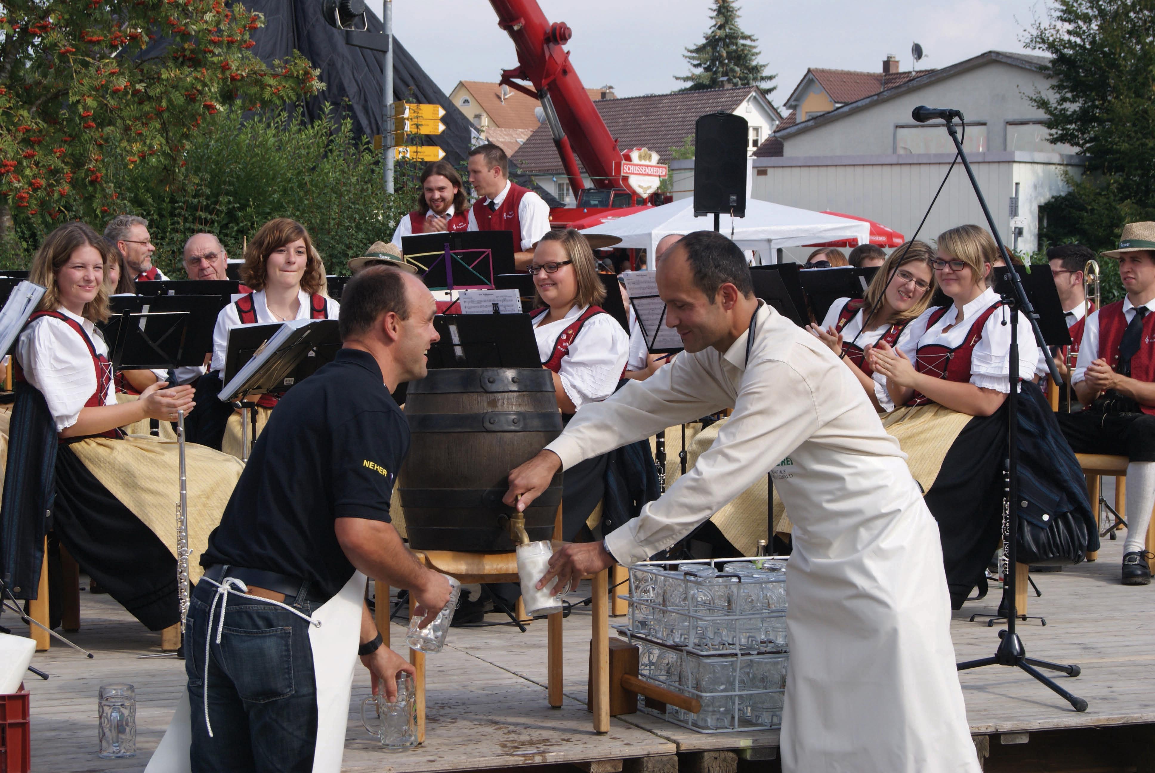 Ostracher Dorffest - Schwäbischer Verlag