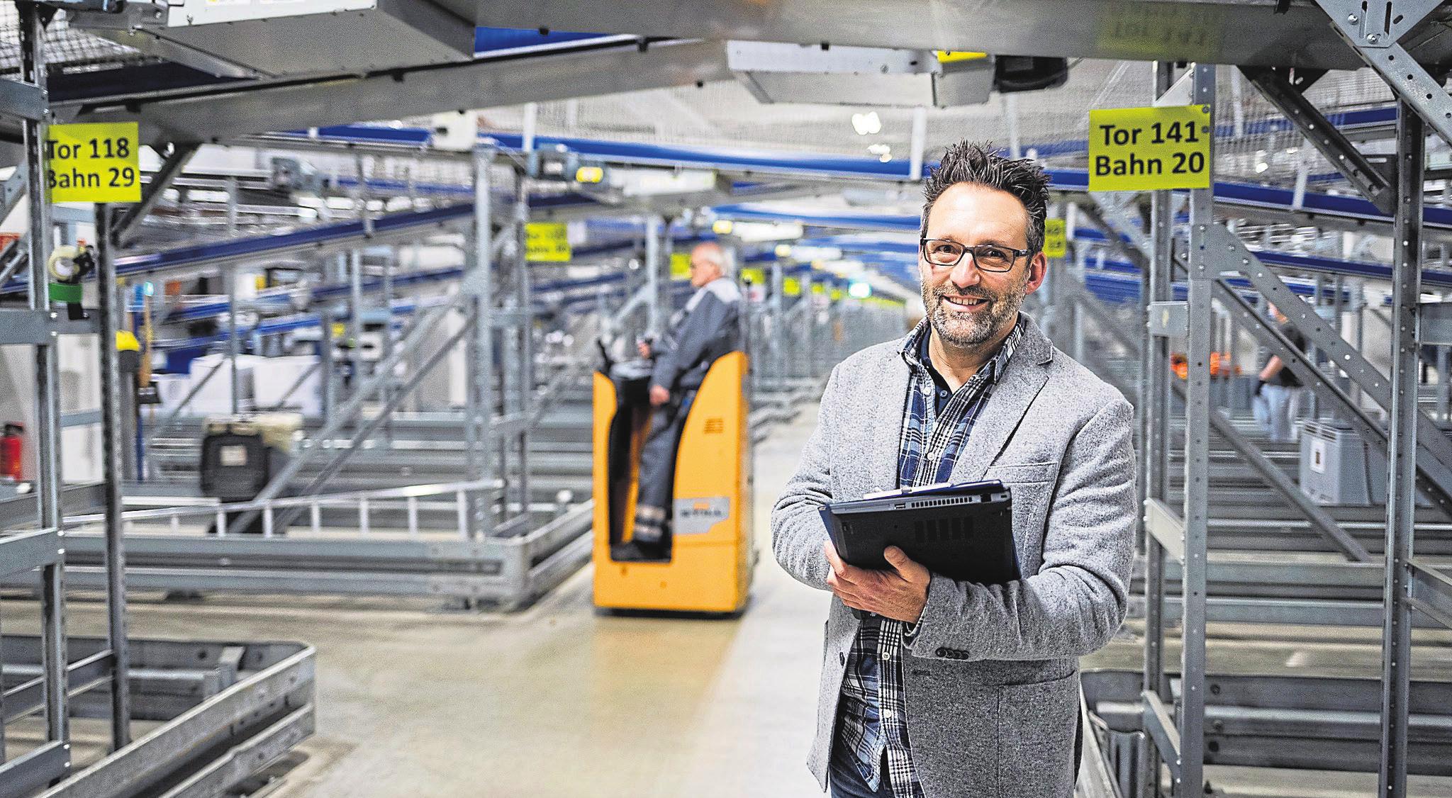 ARBEITEN BEIM LOGISTIKER: RICHTIG WAS BEWEGEN - BILD
