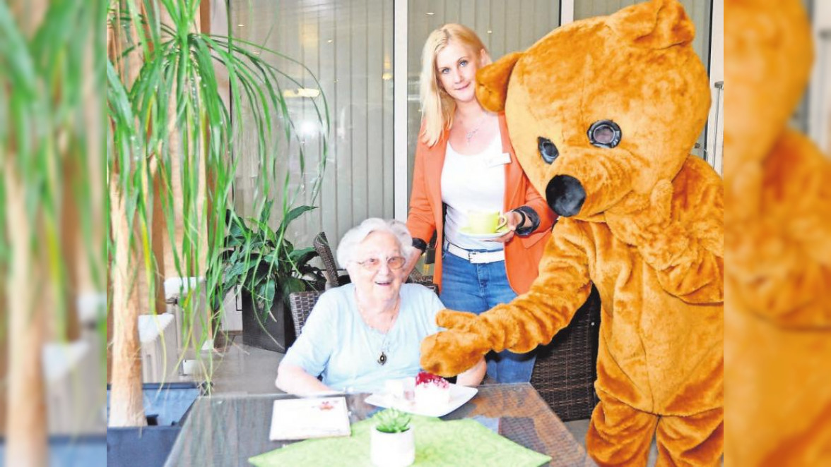 Ein bärenstarker Typ: „Husty“ ist das neue Maskottchen im Haus Gehrden ...