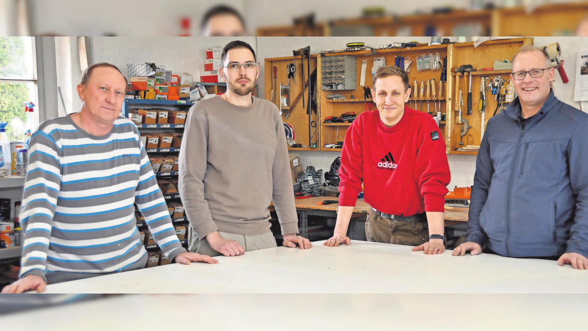 Tischlerei Alexander Benesch in Pattensen: Auszubildende - Hannoversche ...