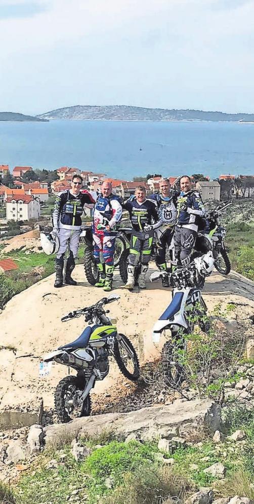Andreas Maluck berät bei Bad und Heizung in Großburgwedel ...