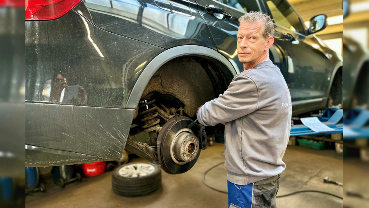 Der Betrieb bietet Kfz-Reparaturen, Instandsetzungen und Wartungen ...