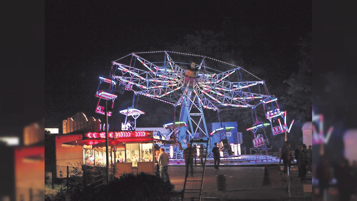 LN – Karpfenfest Reinfeld 2022: Fahrgeschäfte & Karpfen-Cup - Lübecker ...